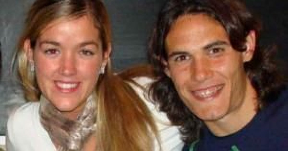 La sfogo della moglie di Cavani: "Ha tradito me, i suoi figli e Dio ...