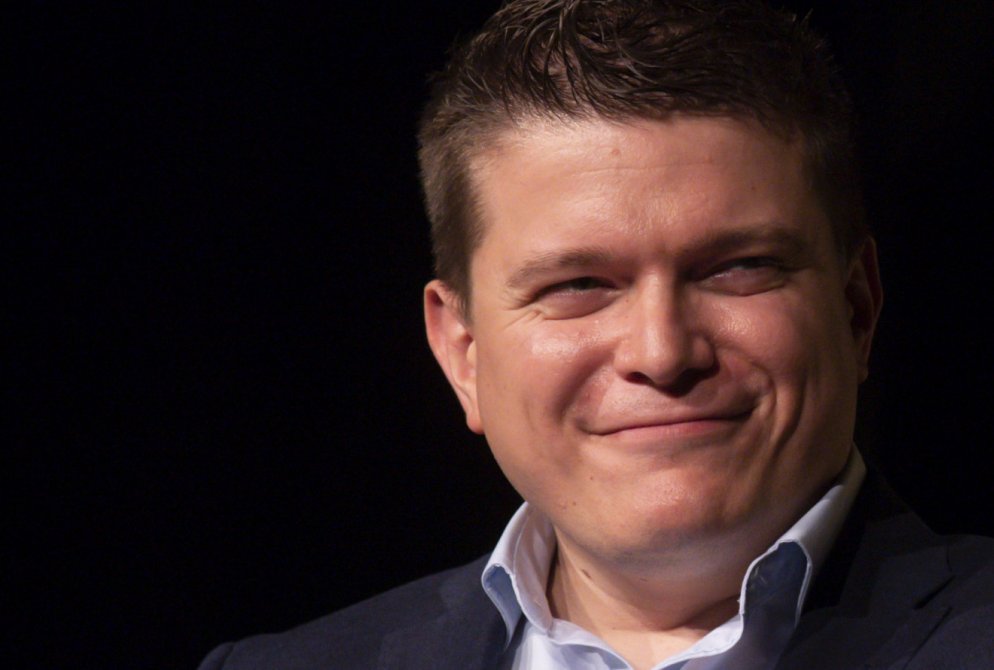 Sacha Dalcol e i duelli sui permessi degli stranieri e sull'esercito ...